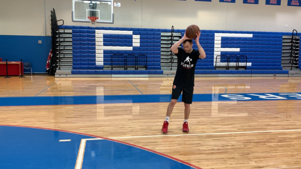 Toe Tap With Hang Step - HoopDynamic.com